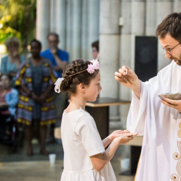 Chants de Communion - Paroisse de Sarrians et de Loriol du Comtat